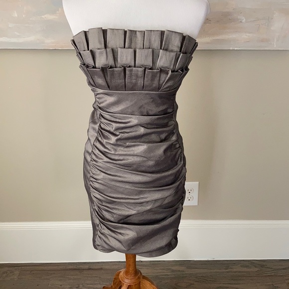 Cache | Dresses | Nwt Cache Strapless Cocktail Dress With Ruffled ...